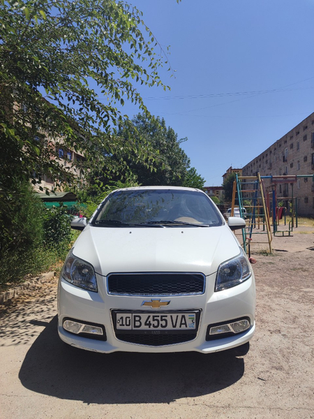 Продаётся Нехиа 3. Состояние идеальное. Пробег 8500км