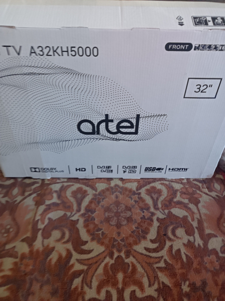 Телевизор Artel ж/к