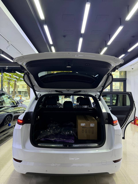Li7 ultra restyling