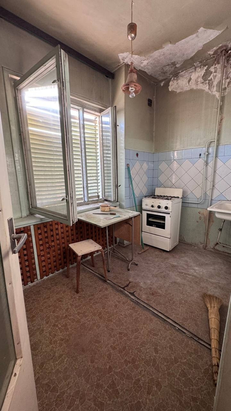 Юнусабад 10 (Конечка автобусов) 1/2/5 (Площадь 40м²)