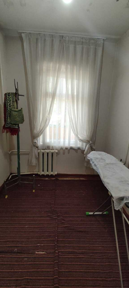 2-3/1/4 kvartira Sotiladi. Office qilishga qulay joyda. Yunusobod 18kv