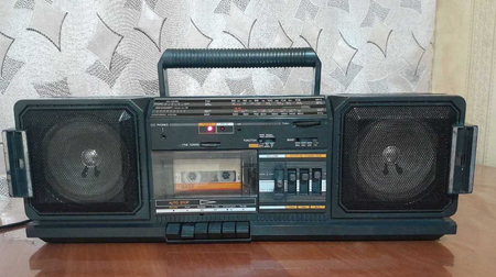 Магнитола  SHARP GF-329 Z