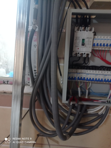 Электрик220-380v
