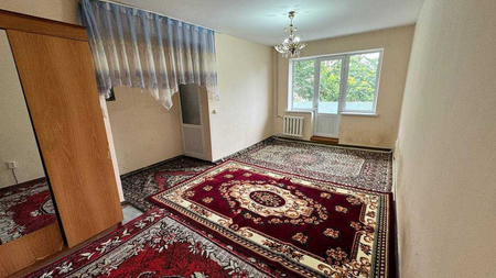 Продаётся 1х комн квартира на 3 этаже Ор-р 5 микрорайон Жомий