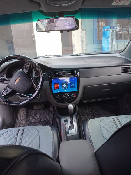 Продаю джентру автомат