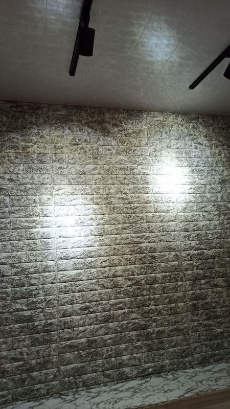 Sergeli Dehqon bozorda do'kon sotiladi.
Yangi remonti bilan.