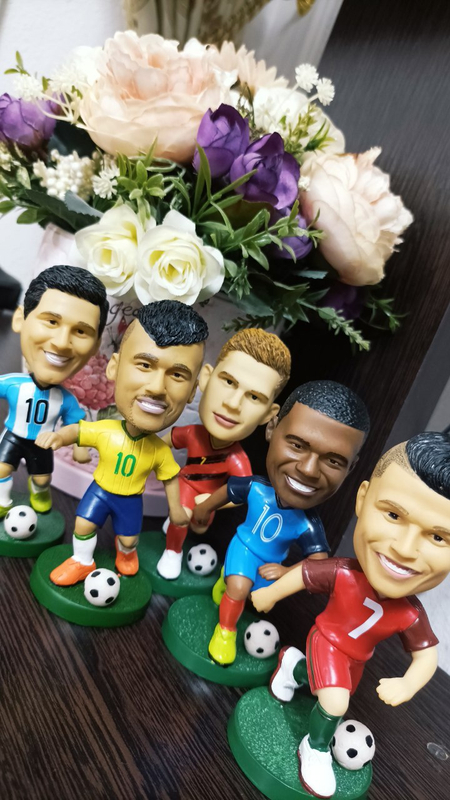 Futbol muxlislari uchun haykallar