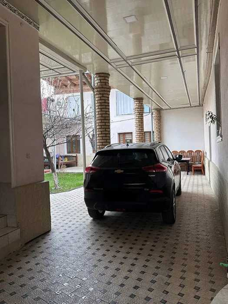 Uchtepa tumanida 5 sotixli fayzli xovli sotiladi. Nosirbek.
