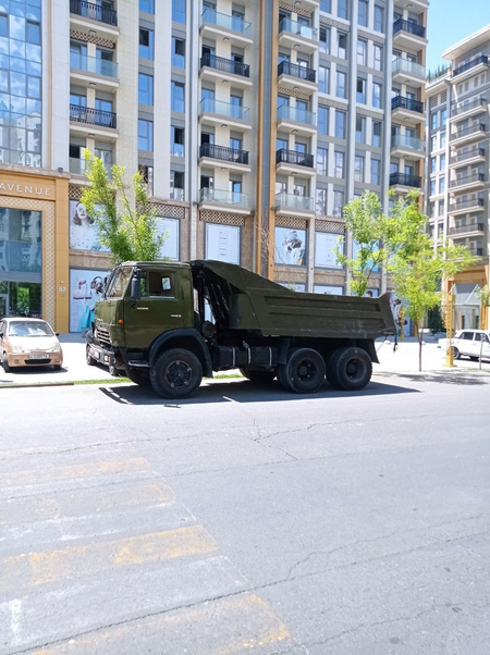 Kamaz sotiladi 9500$