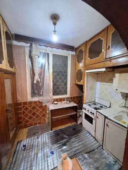Сотувда Уй, 1-етаж яшаш ва бизнес учун кулай жойлашувда, Нахт барака
