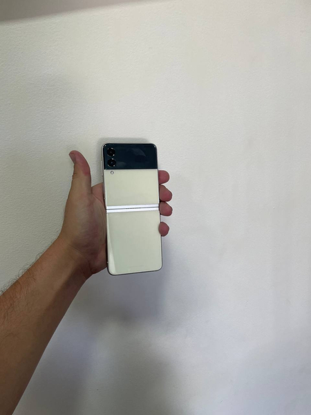 Samsung z filip 3 5g 256 ideal obmen ili naxt