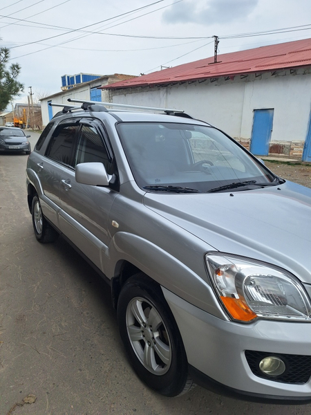 Продаётся Kia Sportage 2008 АВТОМАТ
