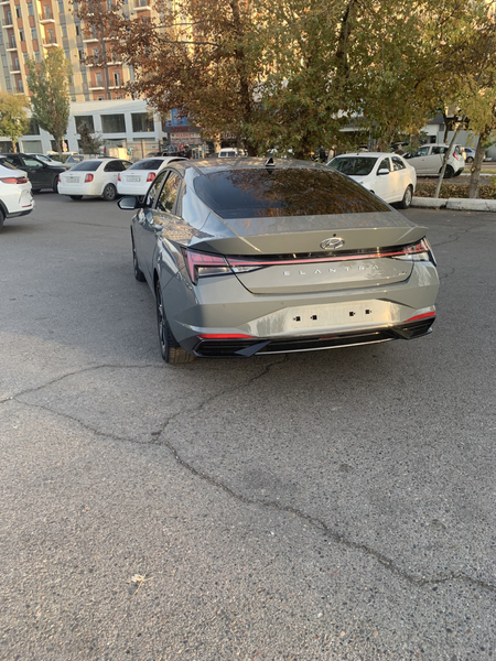 Hyunday Elantra 2022 yil