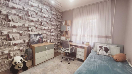 Cрочно продается квартира в Ташкенте ! Мирзо-Улугбек 3/3/4  (J3819)