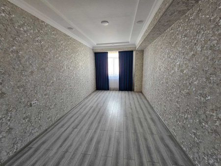 3 xonali 110m² 7-qavat uy sotiladi