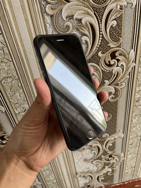 Продается iphone 7 в хорошем состояние