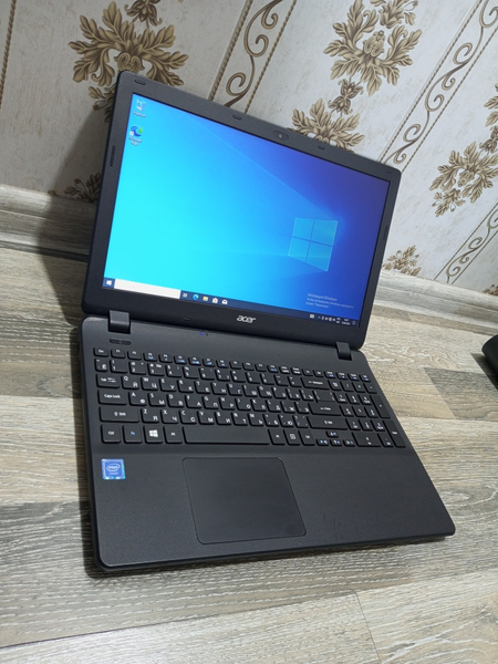 Acer intel celeron N3060 4/500gb