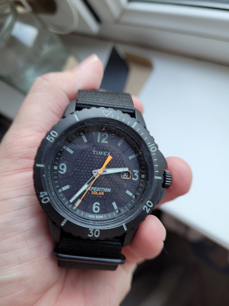 Timex Solar (на солнечной батарее)