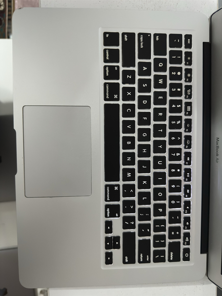 Macbook air 2014/i5/4/128