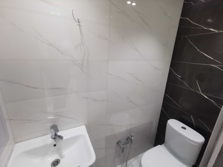 КМ130778 Продается 2х комнатное помещение в Чиланзарском районе.
