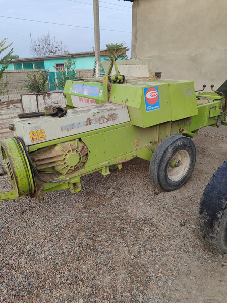 Traktor Belarus 80