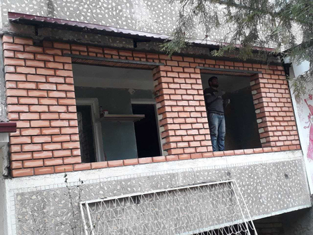 Balkonga ģisht teramiz.Ablusofka,prostoy
