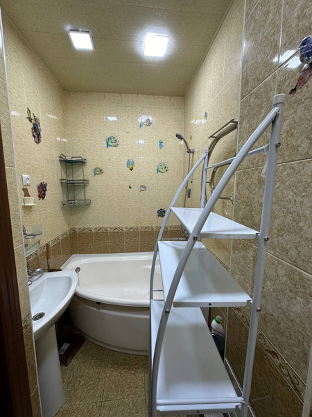 Продается 2в3/4/9 на улице Пушкина ( Салар)