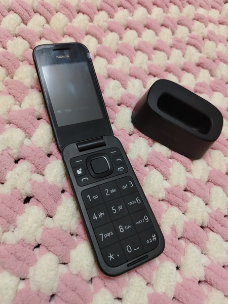 Nokia 2660 yangi