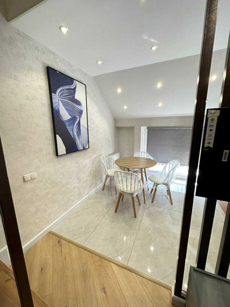 Ц-2. 2комн/8/8, 55м2, Дуплекс, Ж/К Premium House. Орр: Алайский рынок