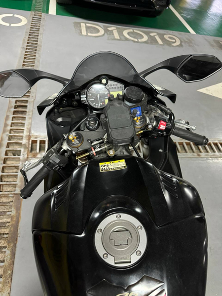 Мотоцикл Yamaha R6