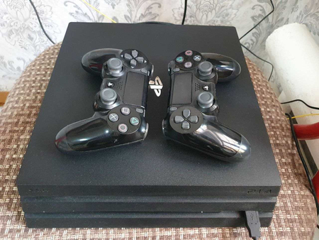 PlayStation 4 Pro kuleri bilan