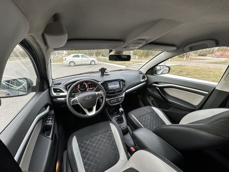 Lada Vesta SW Cross