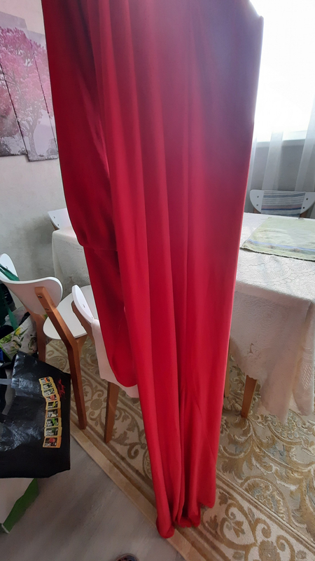 Продам яркое платье