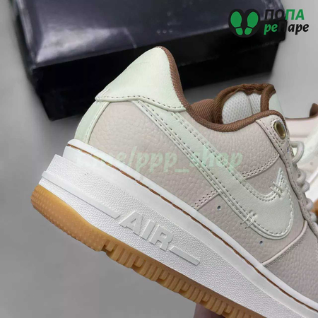 Nike Air Force 1 Luxe Beige