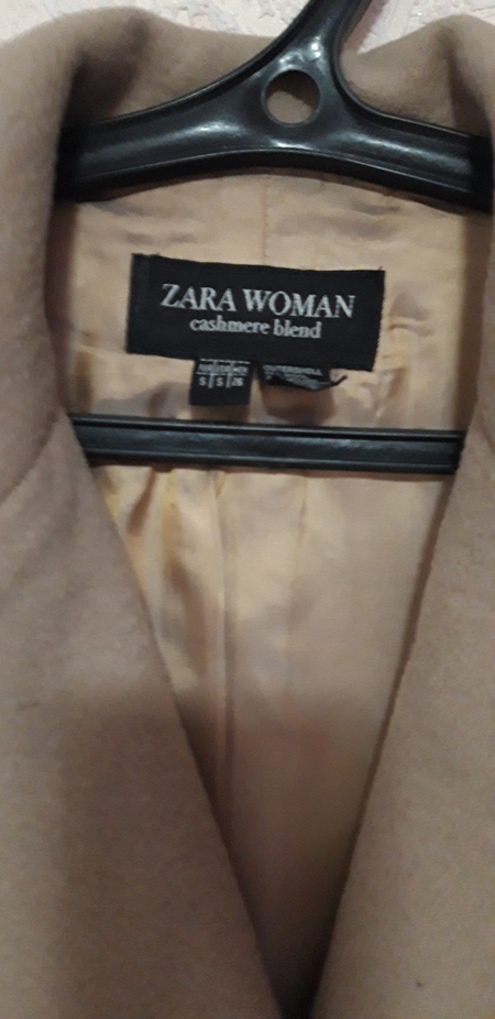 Пальто  новое Zara