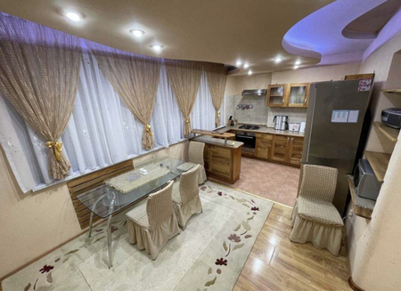 Продается квартира 3/5/5 на Ц-1, кафе Ecorn