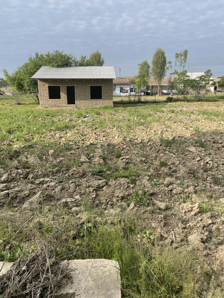 Yangiyo’lda uchastka sotiladi