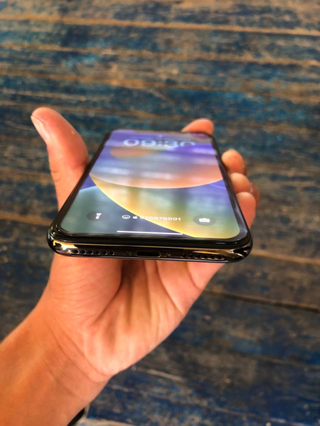 iPhone X 64talik