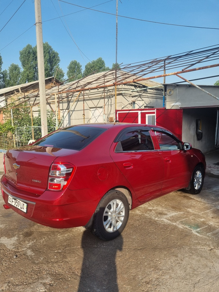 Продам автомобиль Кобальт свой