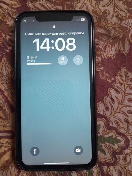 Продаётся iPhone XR