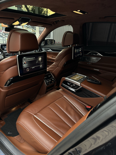 BMW 750i individual