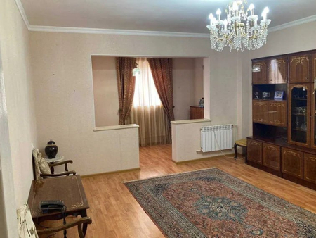 Дархан  2/5/9  1*7м²  72м²