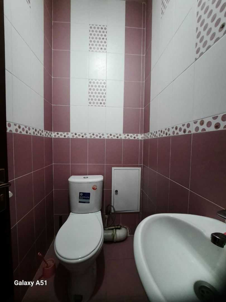 Продаётся квартиры 2/1/6. Ориентир: Школы - N554;  N 122,250 (J2466)