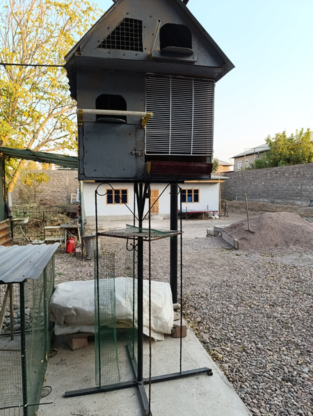 Продаются клетки для птиц