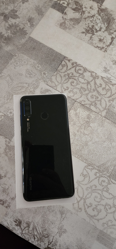 Huawei P30 lite отличное состояние