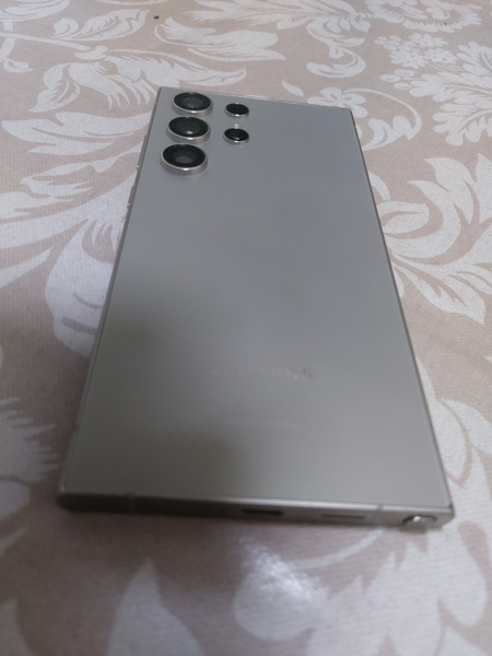 Samsung Galaxy S24 Ultra,Продам срочно