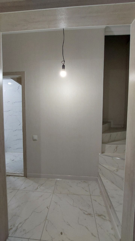 Продаётся 1 комнатная квартира. Дуплекс. 40 м². Евроремонт