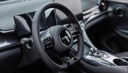 BYD E2 Avtosalon Kingmotors