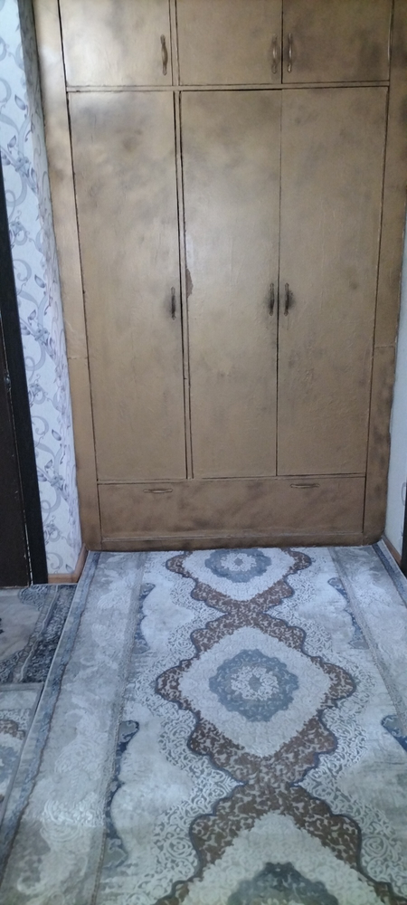 срочно продаеться 2 комнатная квартира