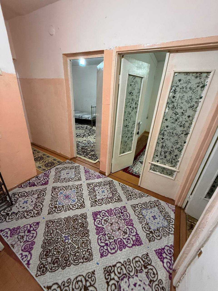 Сдается квартира на Бадамзаре (Метро Бадамзар) 2х комнатная